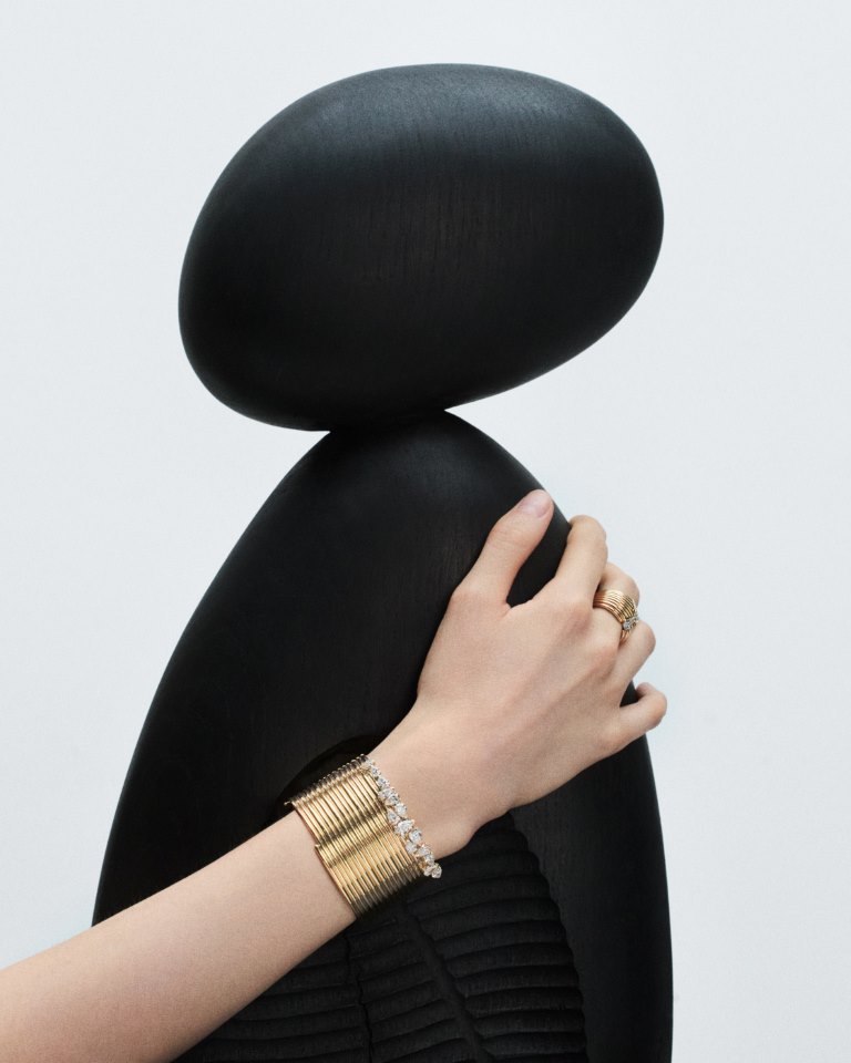 Repossi تطلق تشكيلة BLAST بتصاميم راقية بتقنية خيوط الذهب - مجلة هي